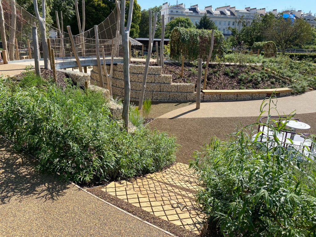Log Steps Robinia | Playground Equipment