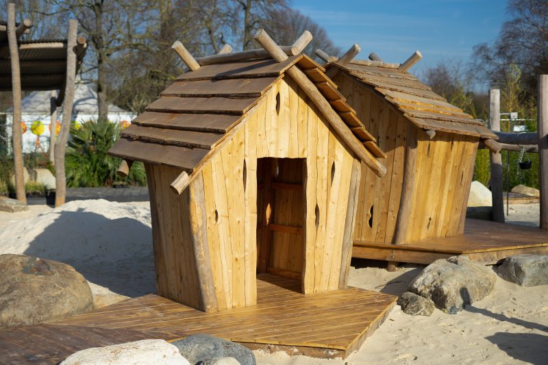 Rustic Playhut No.1 Robinia | Playground Equipment