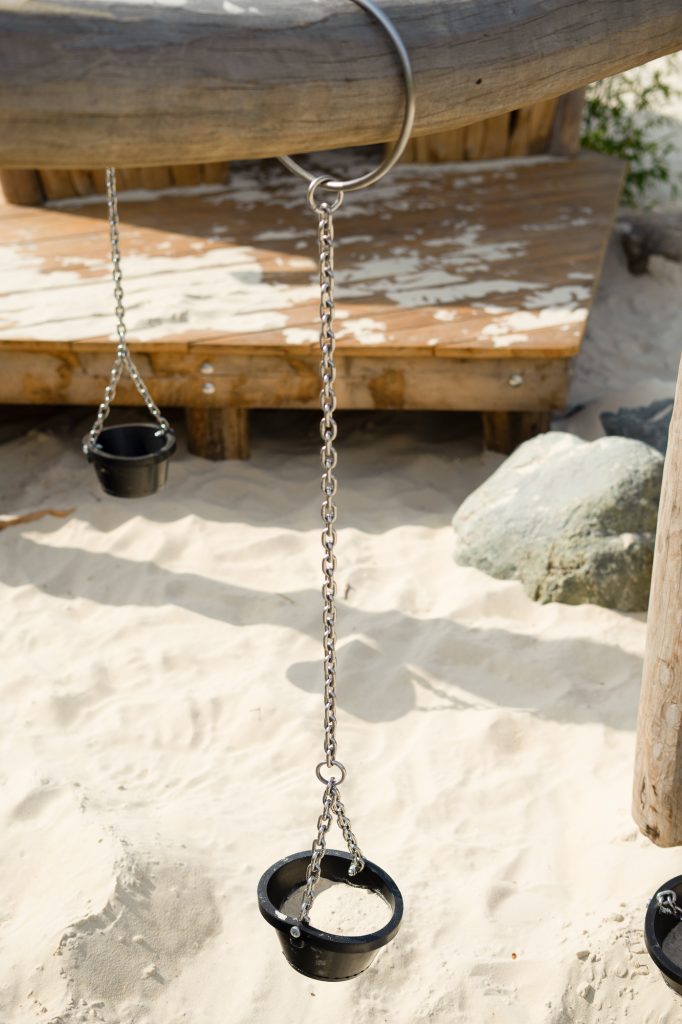 Timber Beam & Buckets No.1 Robinia | Playground Equipment